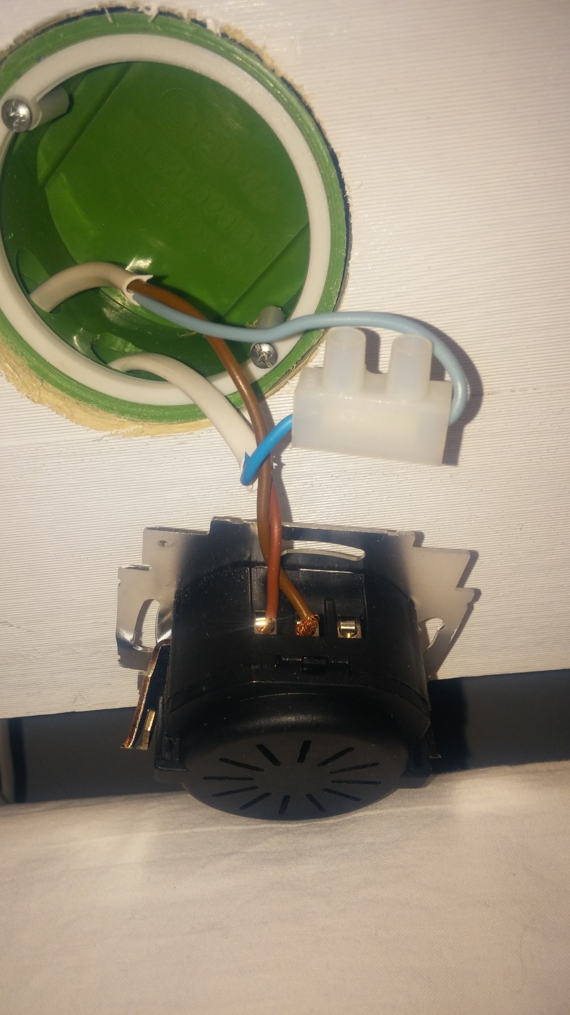 koppla dimmer från eluttag. Kan man göra det? | Sida 2 | Byggahus.se