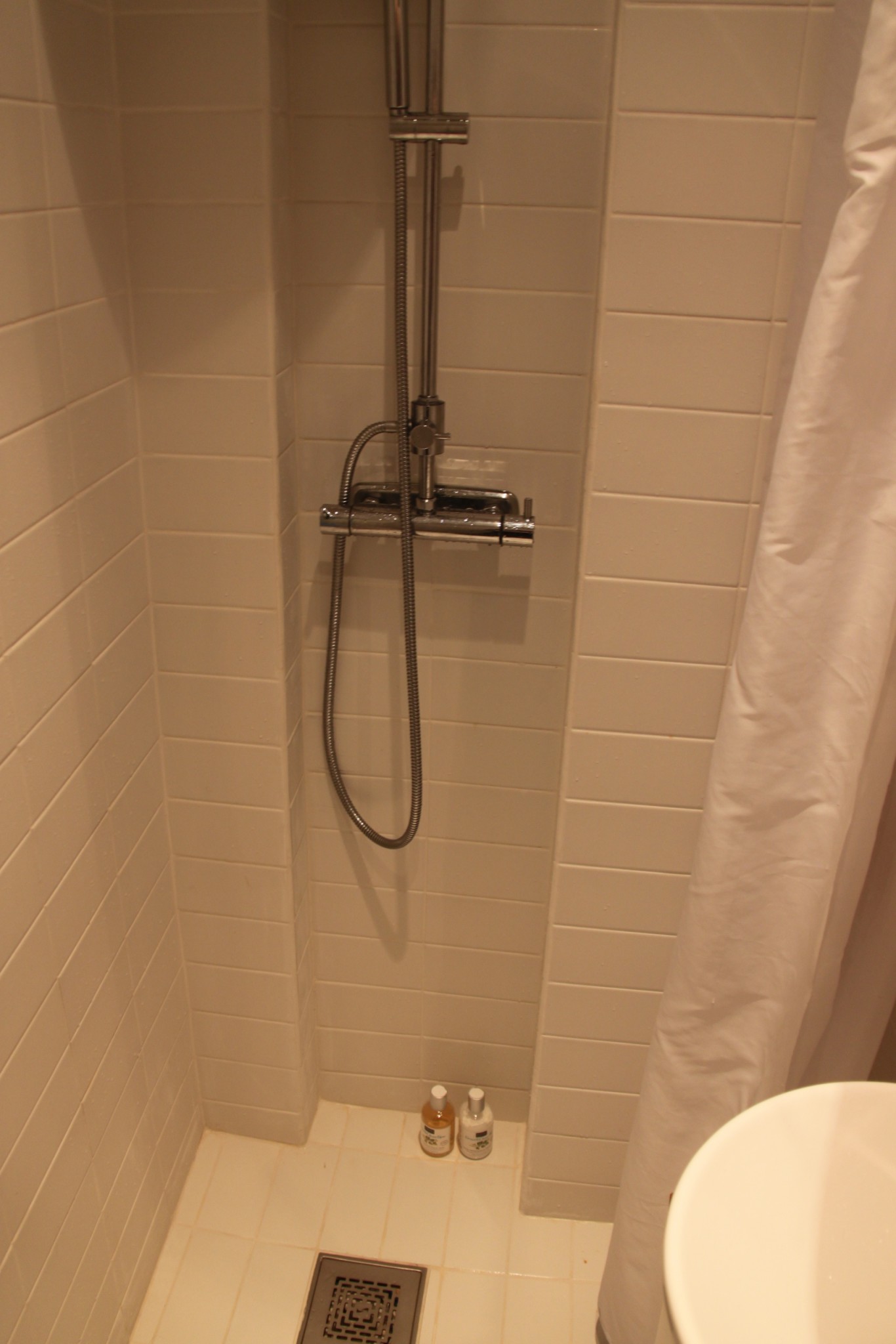 Bilder på badrum med ljus fog! | Byggahus.se