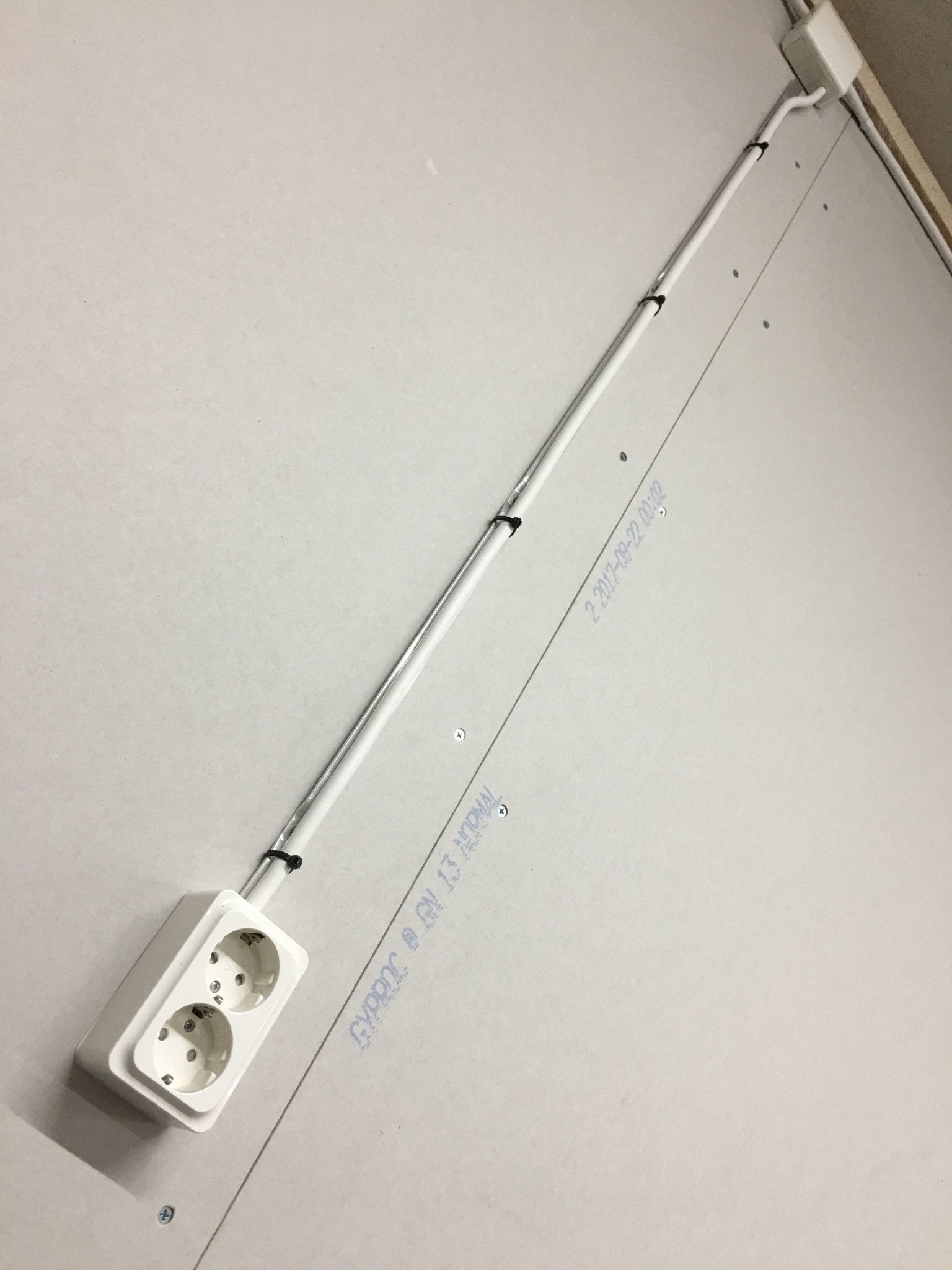 Enkel elritning till garaget, tankar på det? | Byggahus.se