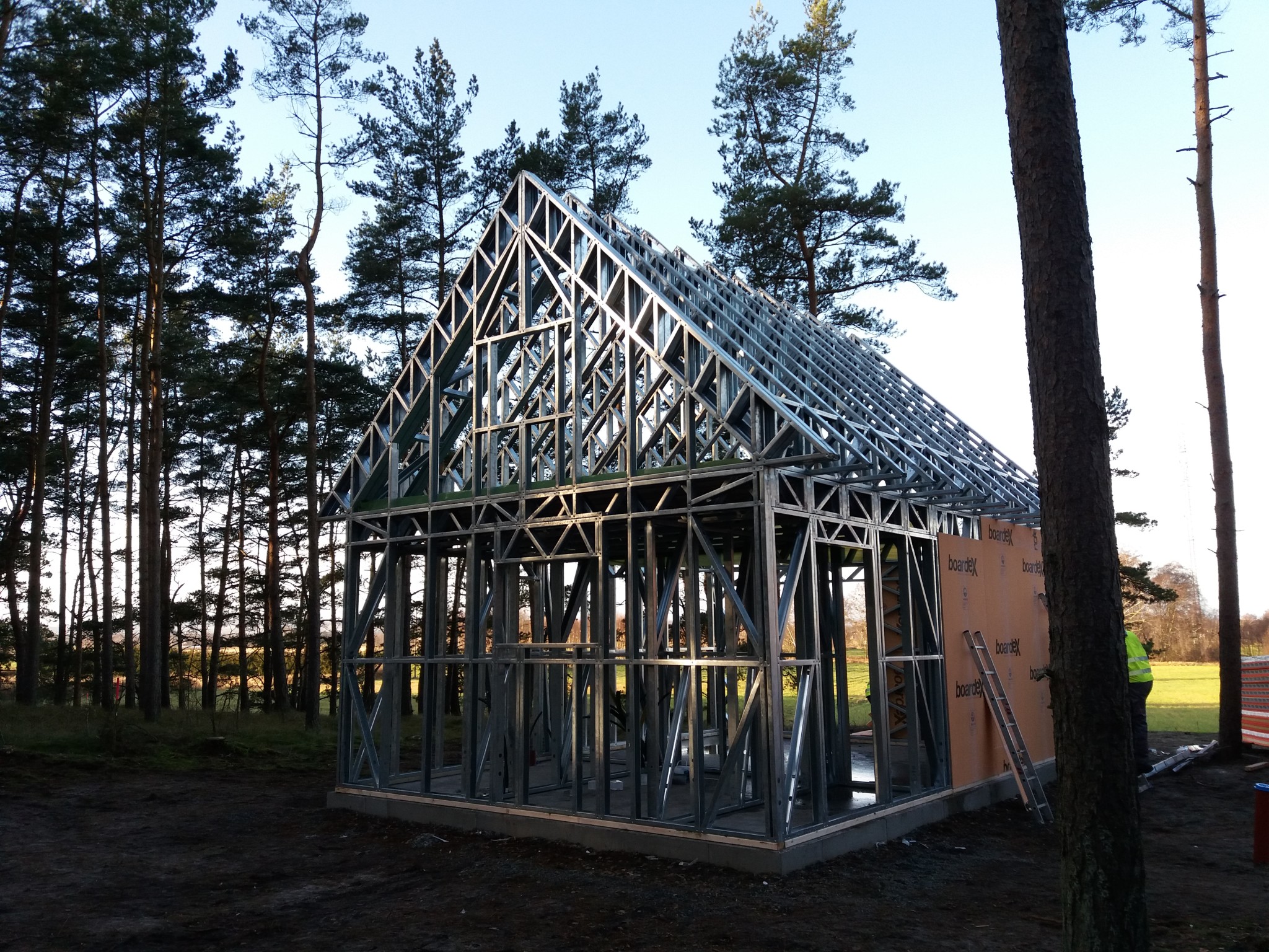 Bygga hus med plåtreglar | Byggahus.se