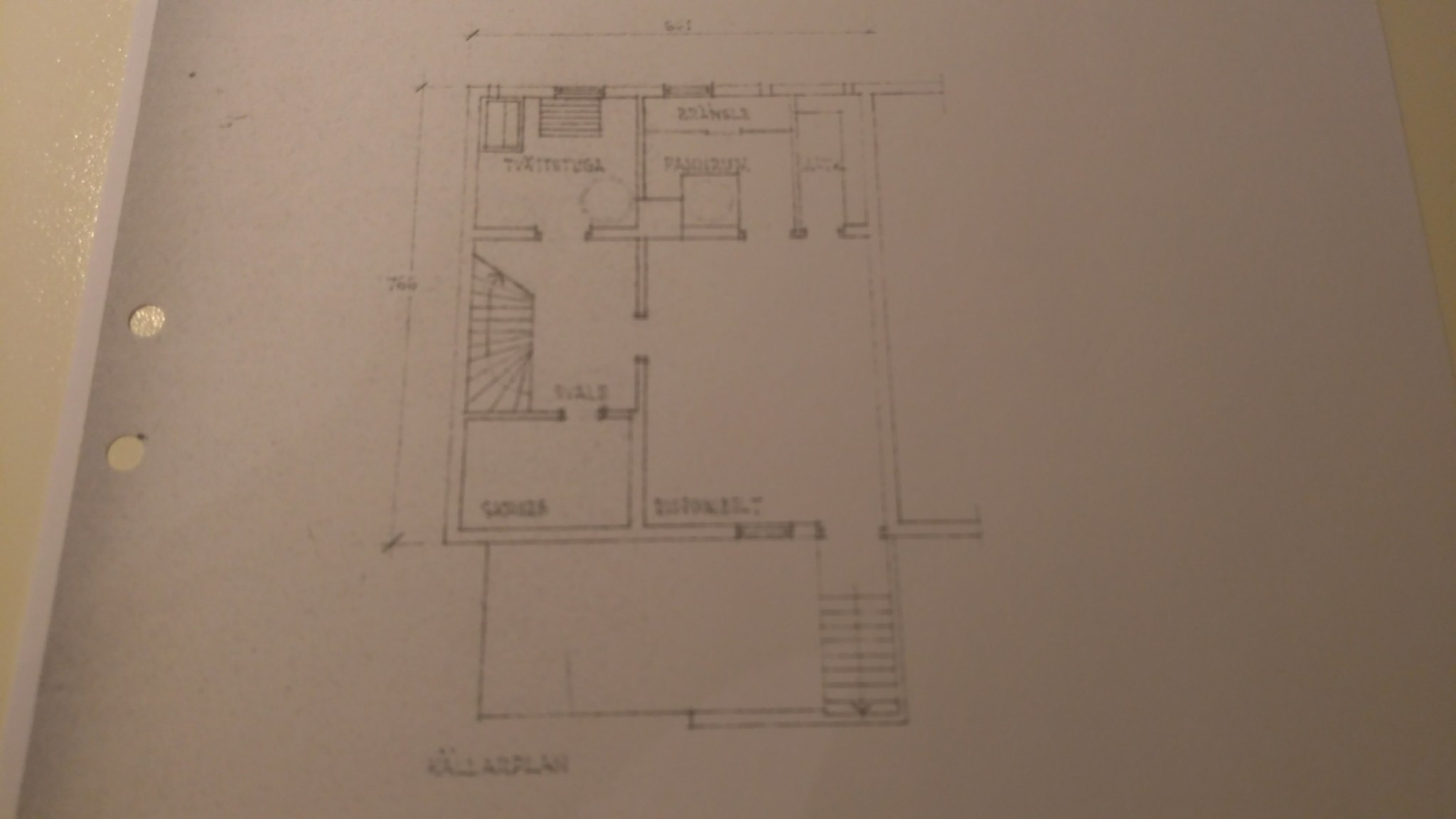 Lyfta upp sviktande golv med stålbalk? | Byggahus.se