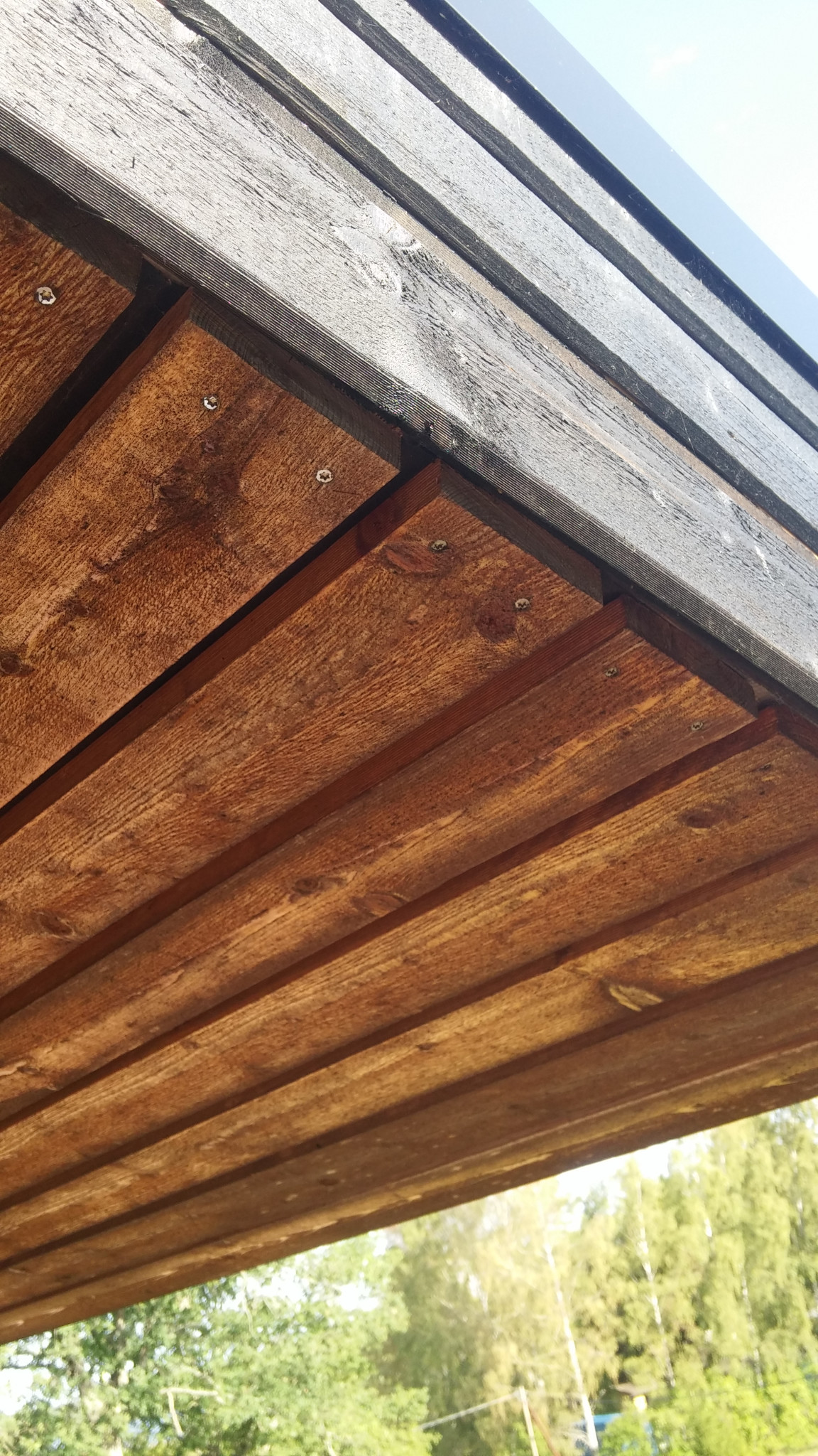 Rengöring takfot enl bild | Byggahus.se