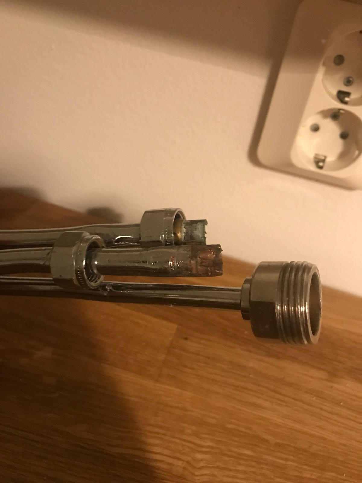 Hjälp med (åter)inkoppling av blandare och diskmaskin | Byggahus.se