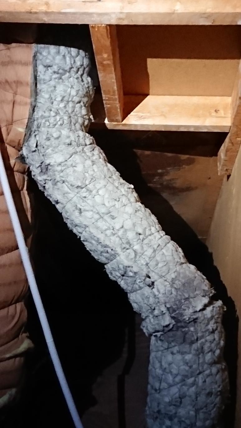 Fuktig masonit på vinden | Byggahus.se