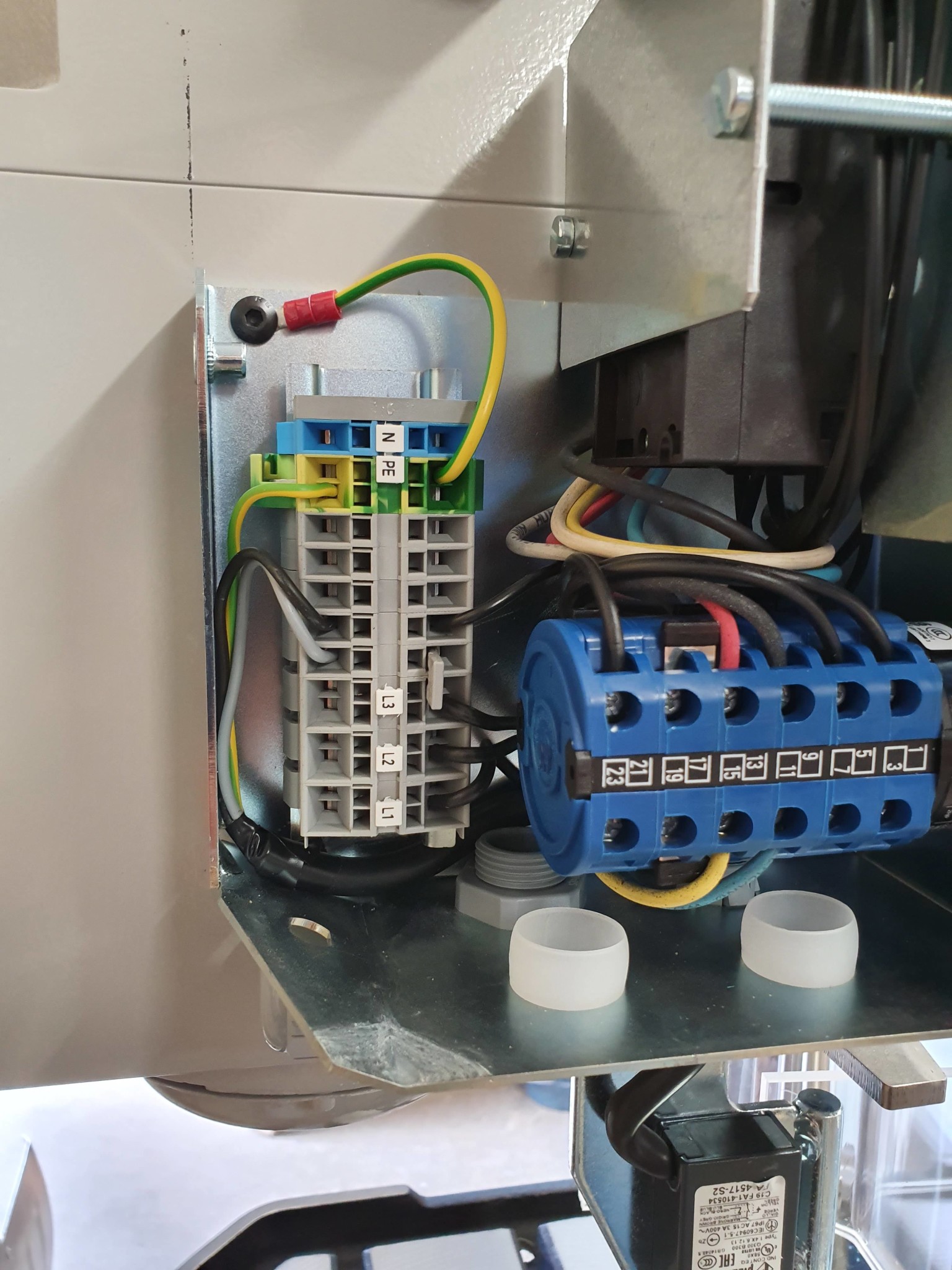 Kabelarea anslutningskabel 3-fas maskin? | Byggahus.se