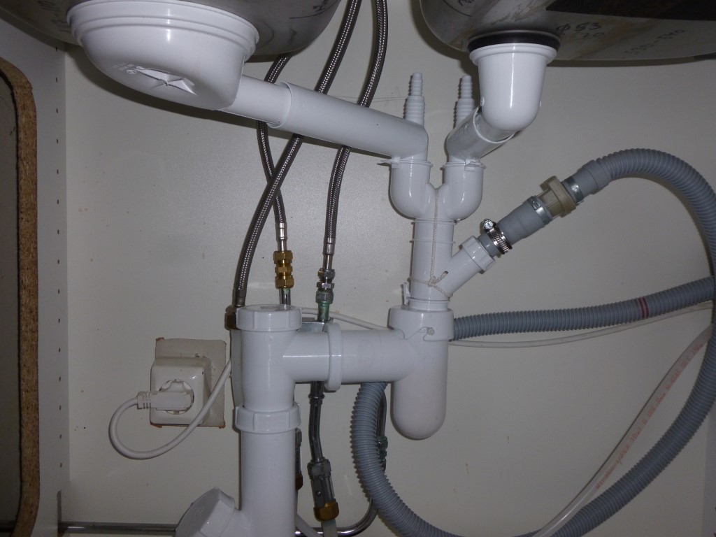 Rör till vask för lite äldre avlopp | Byggahus.se