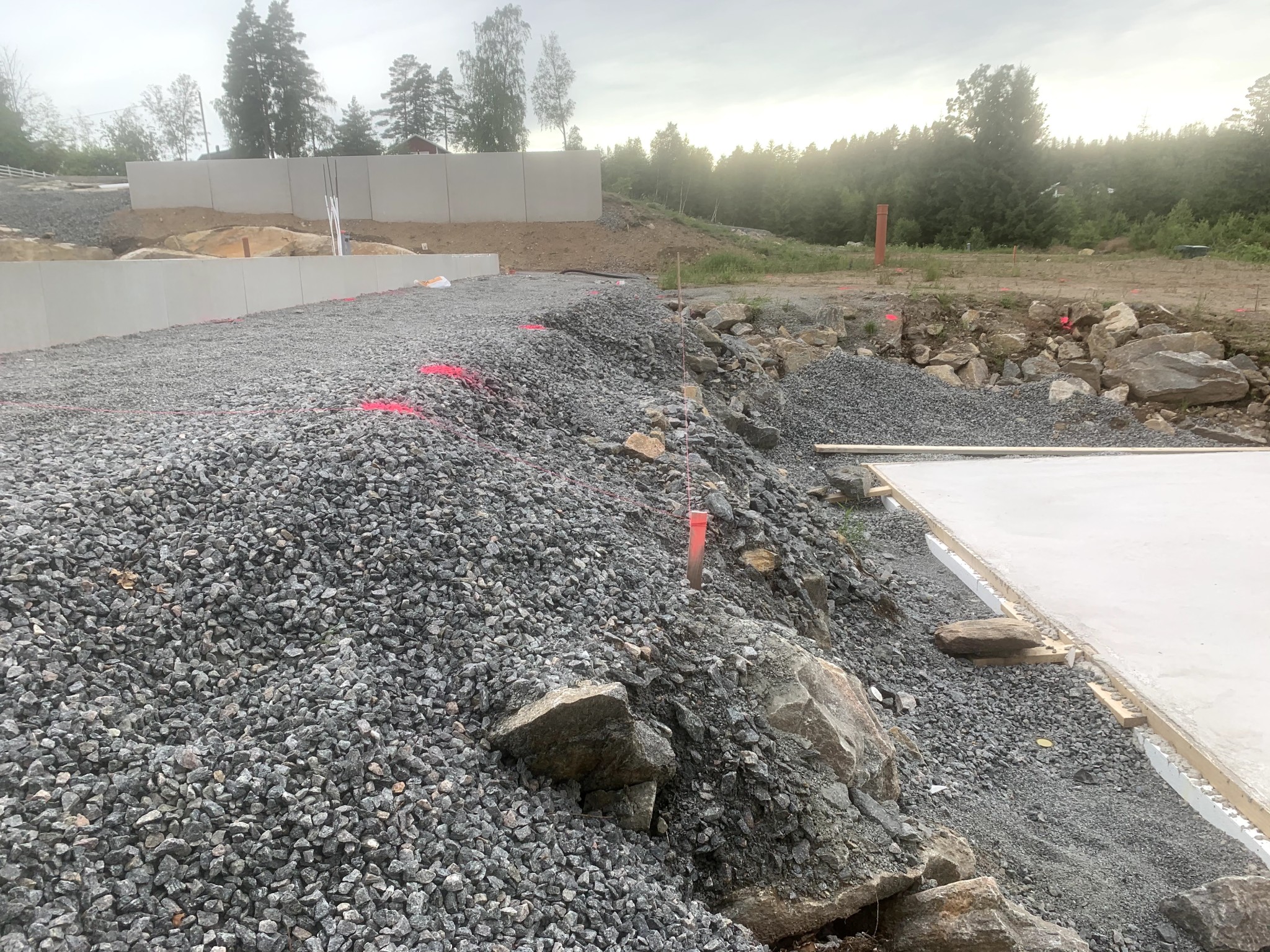 Altantrapp i stenig sluttning | Byggahus.se