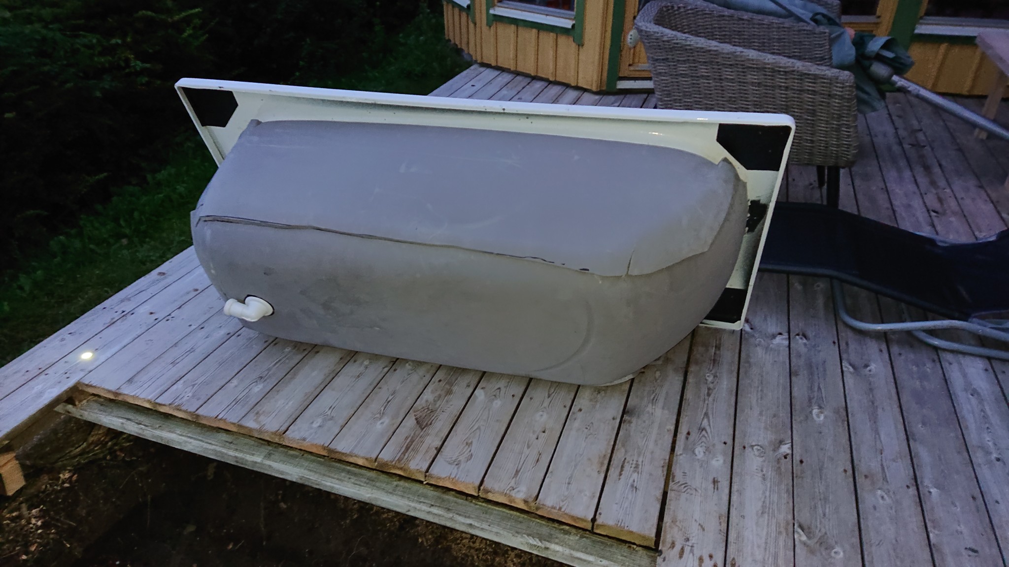 Utebadkar, budgetlösning | Byggahus.se