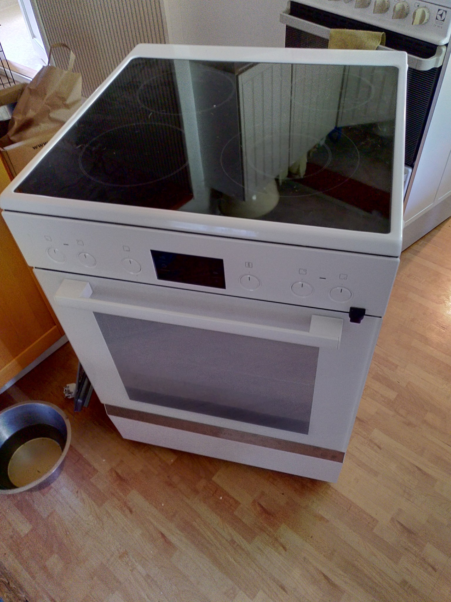 Koppla in spis på 3-fas | Byggahus.se