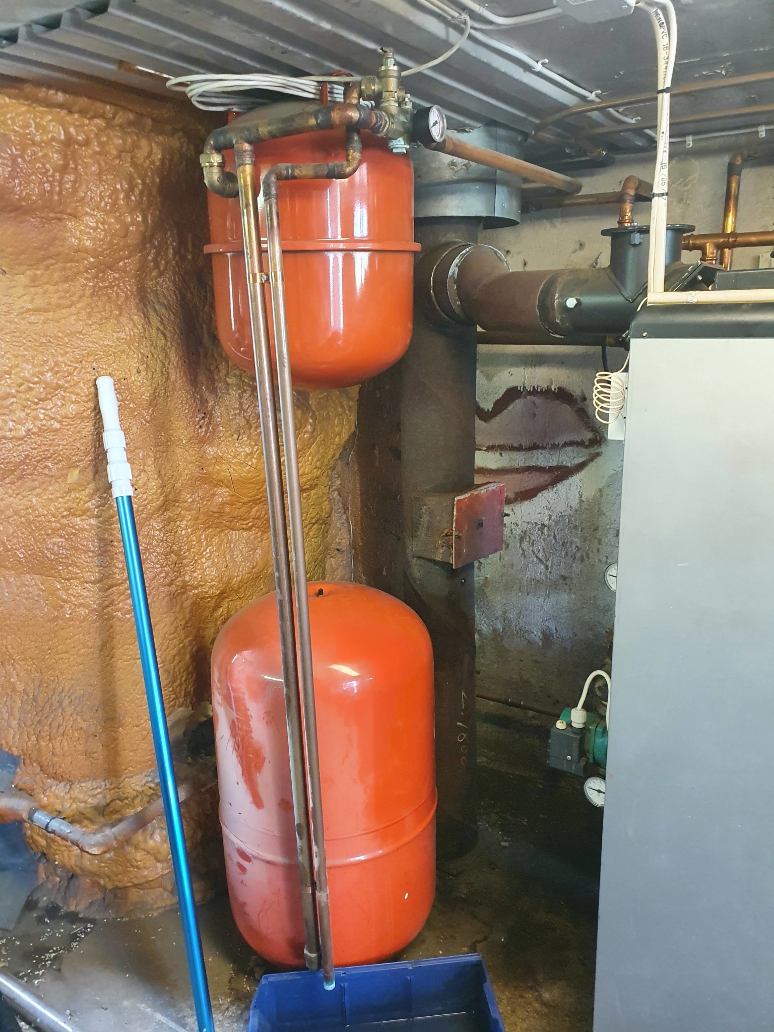 Tappar tryck ack.tank.. Hur funkar avluftning ack.tank..? | Byggahus.se