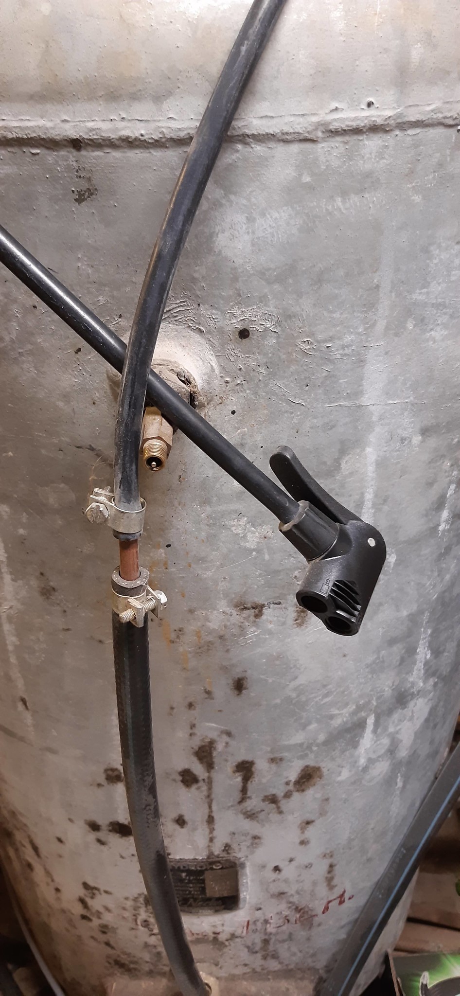 Adapter tryckluft - bilventil för fast montage? | Byggahus.se