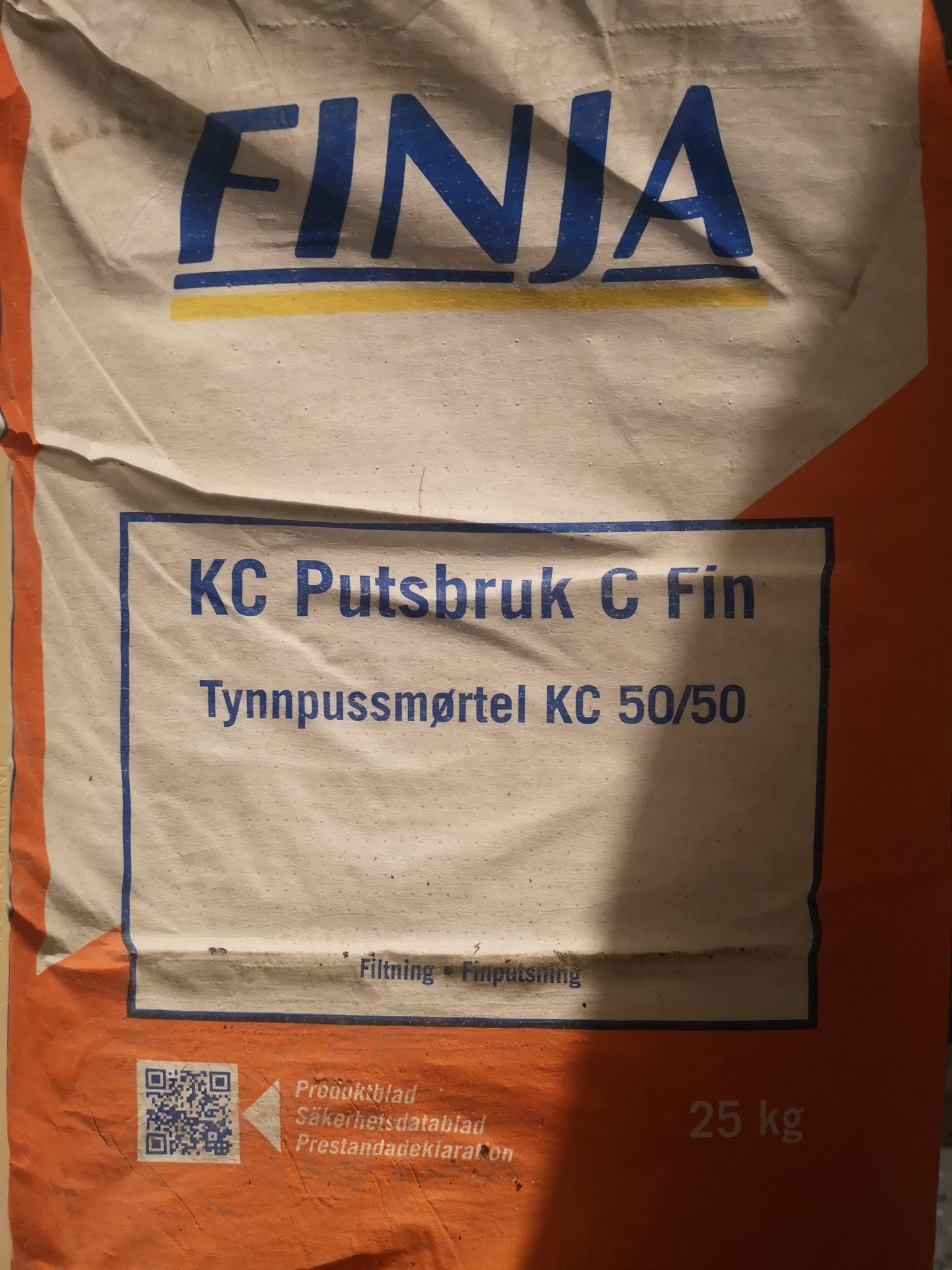 Putsa väggen direkt eller slamma först? | Byggahus.se