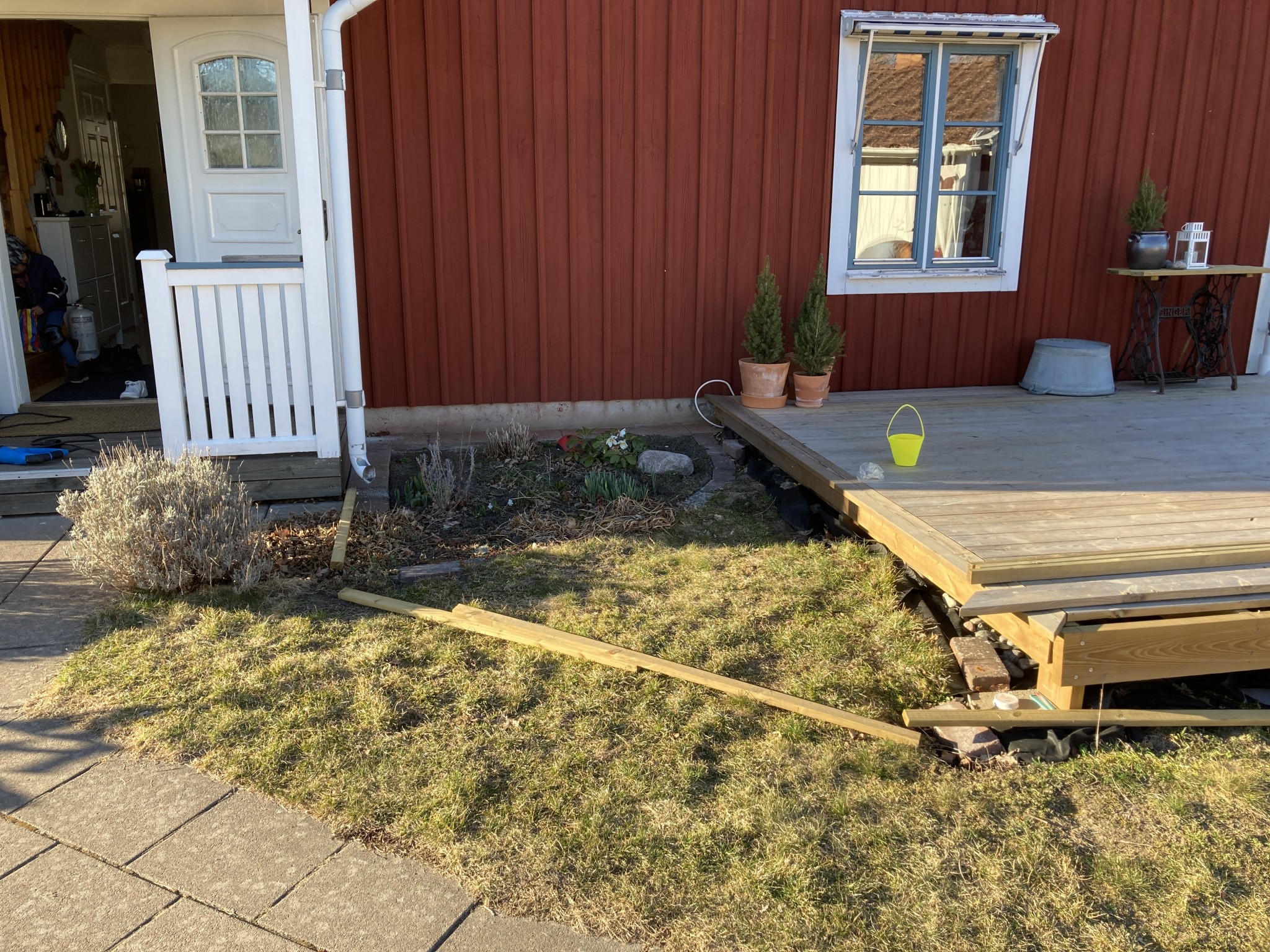 Binda ihop altan och farstukvist, hjälp! | Byggahus.se