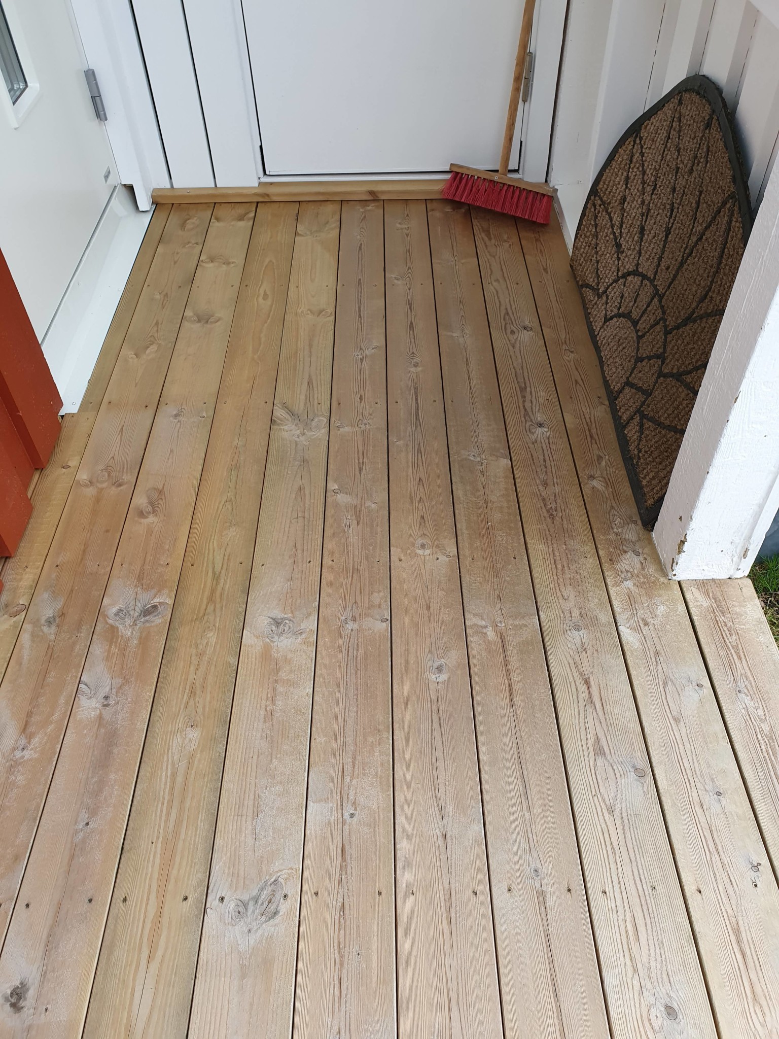 Vitfläckig altan ? | Byggahus.se