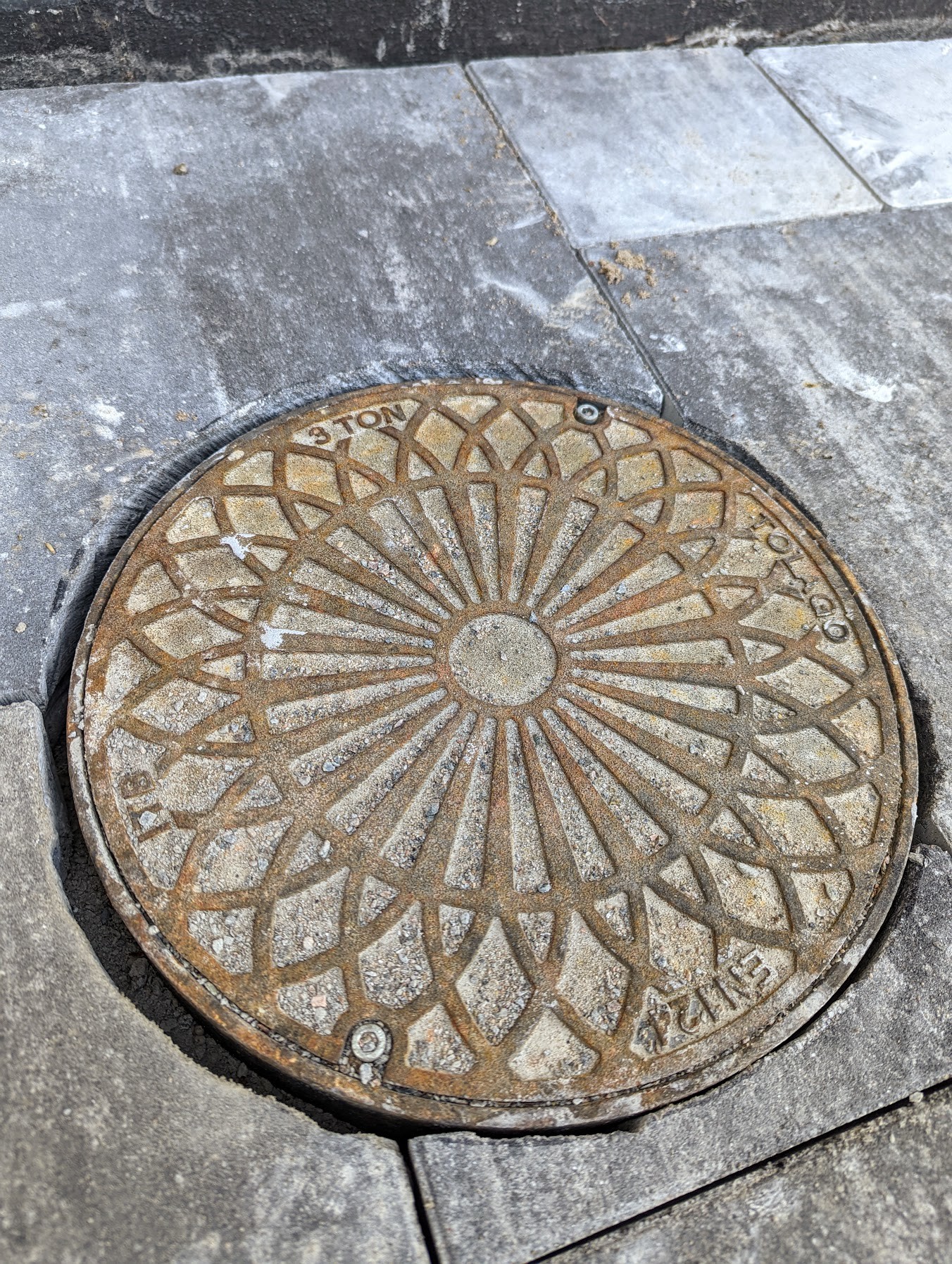 Marksten runt brunn | Byggahus.se