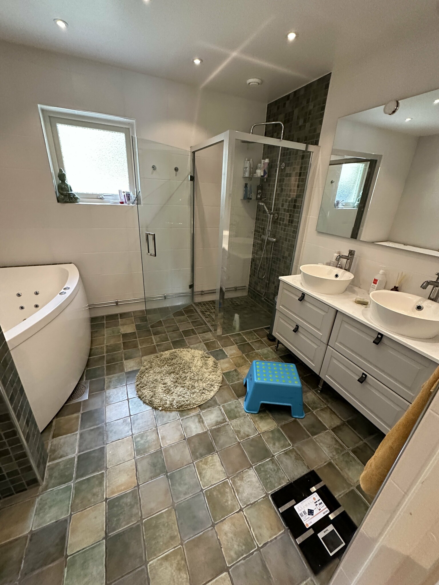 Dela badrum, hur hanteras avlopp? | Byggahus.se