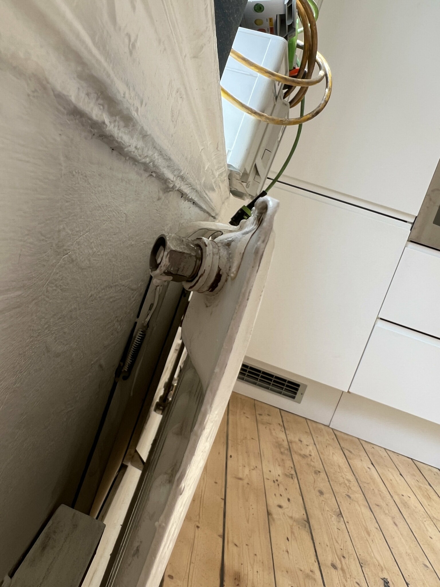 Saknas en bult till element | Byggahus.se