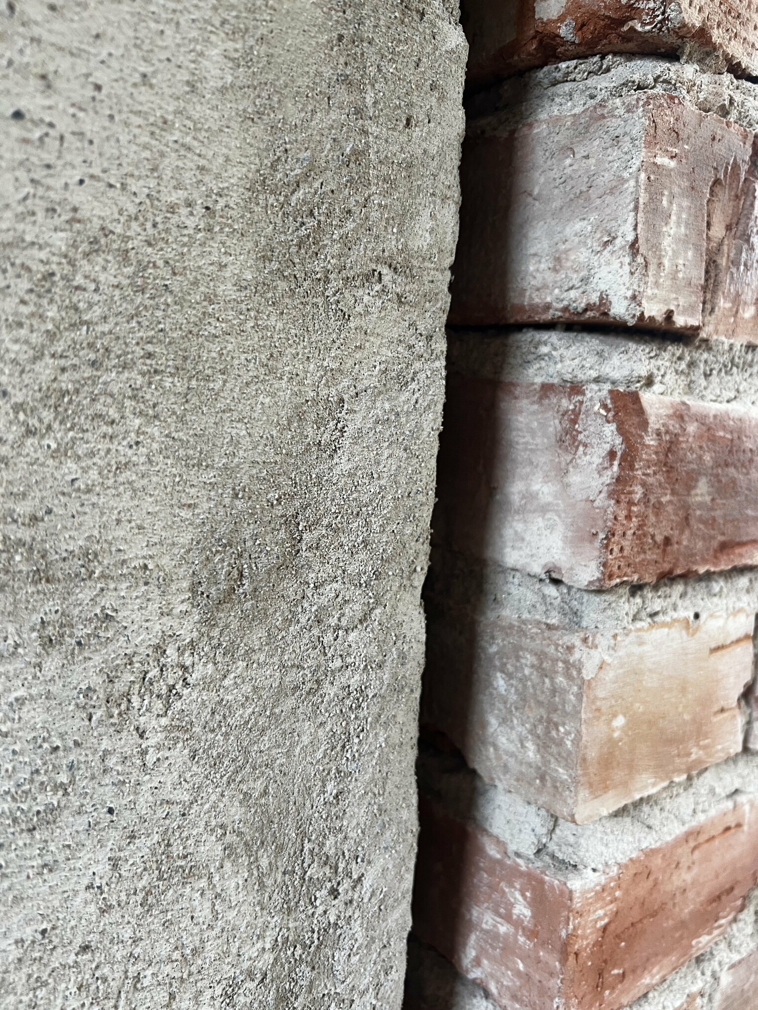 Måla på puts inomhus | Byggahus.se