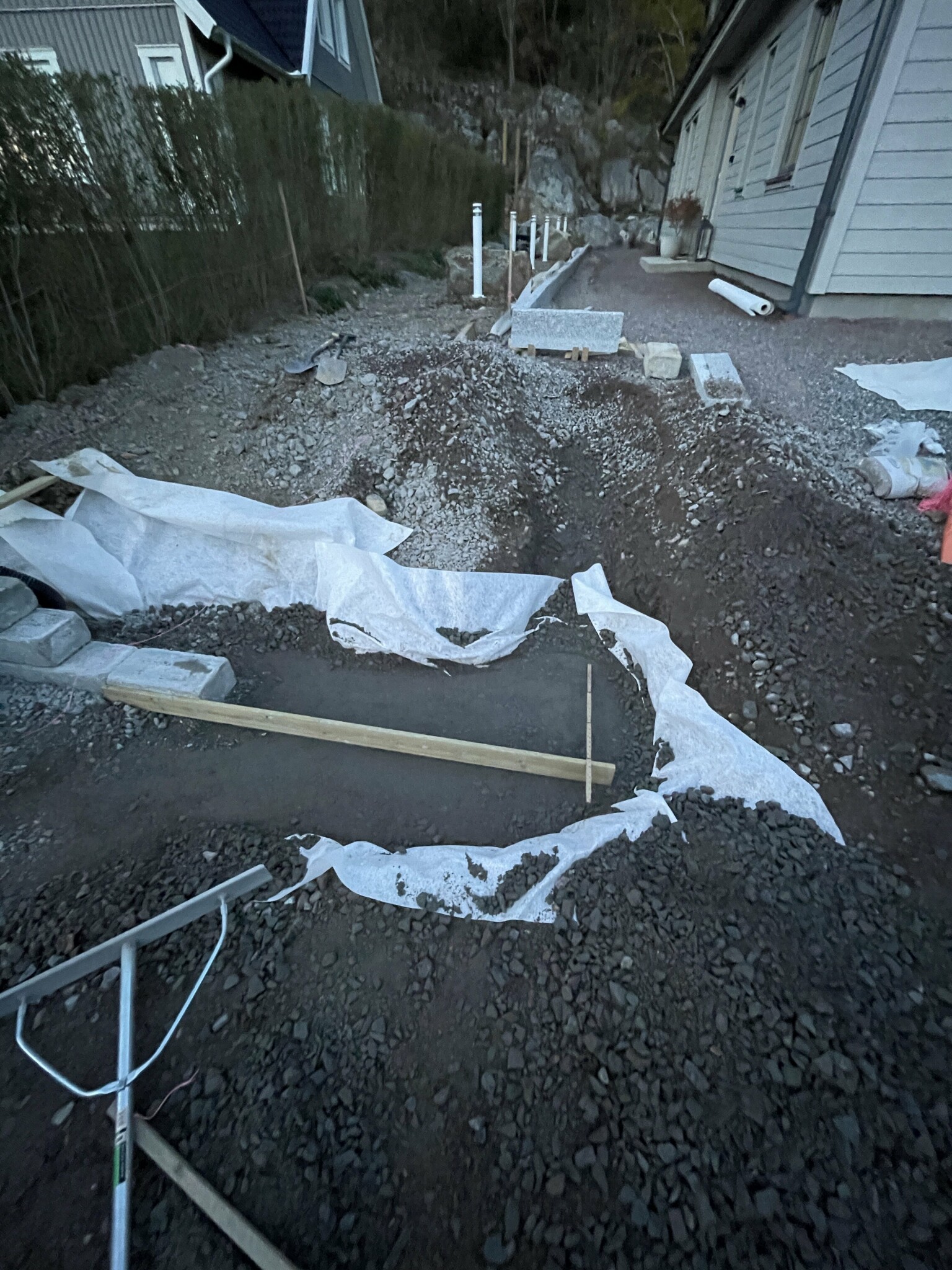 Bygga stödmur i lutning | Byggahus.se