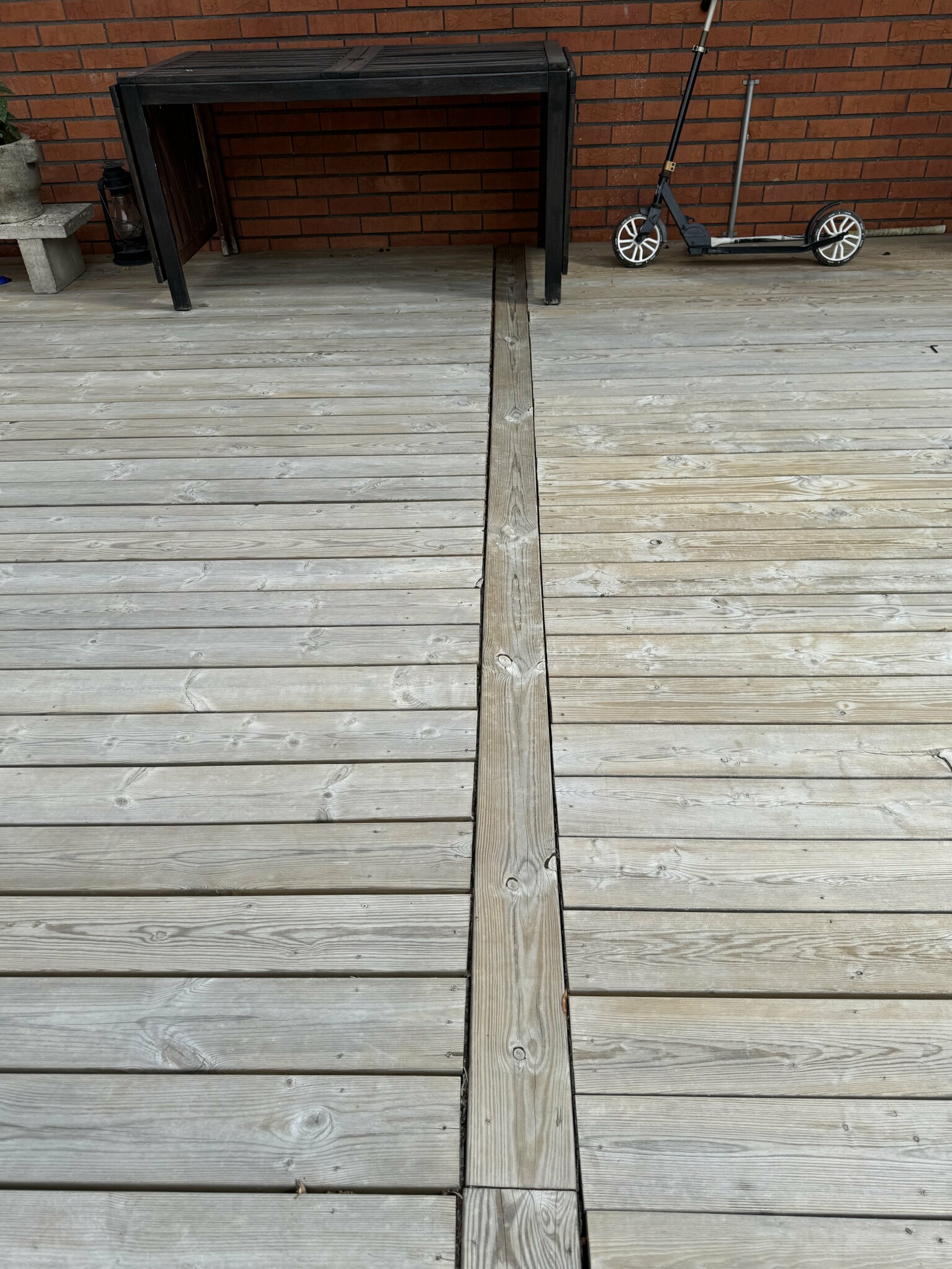 Trall som reser sig, altan byggd 2021? | Byggahus.se