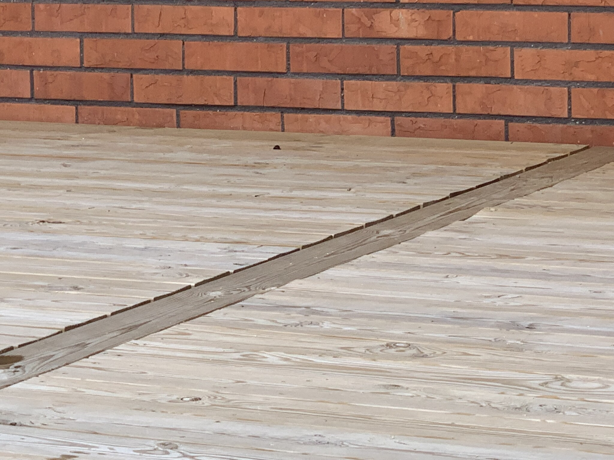 Trall som reser sig, altan byggd 2021? | Byggahus.se