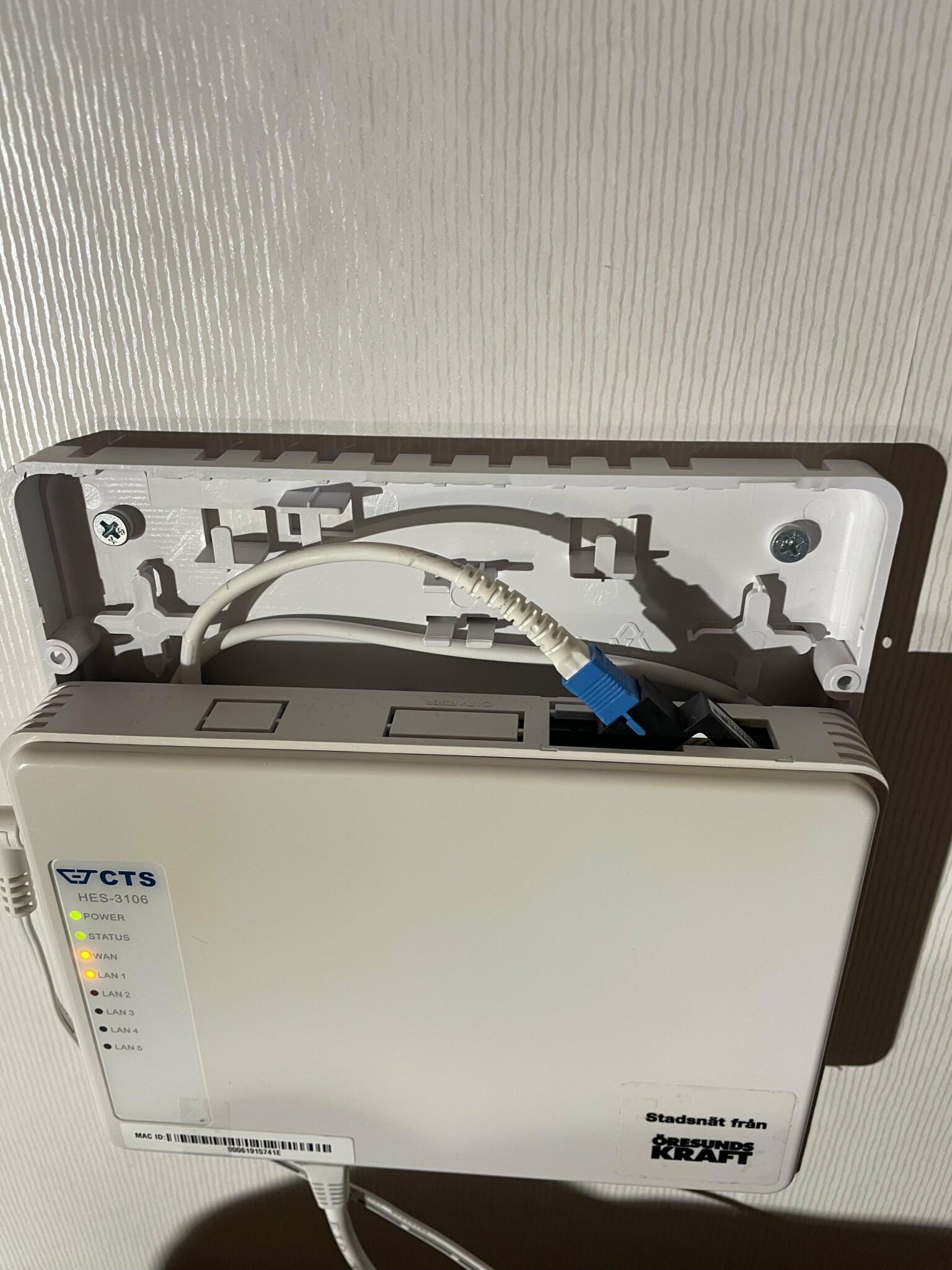 Flytta en CTS HES-3106 fiberkonverter | Byggahus.se