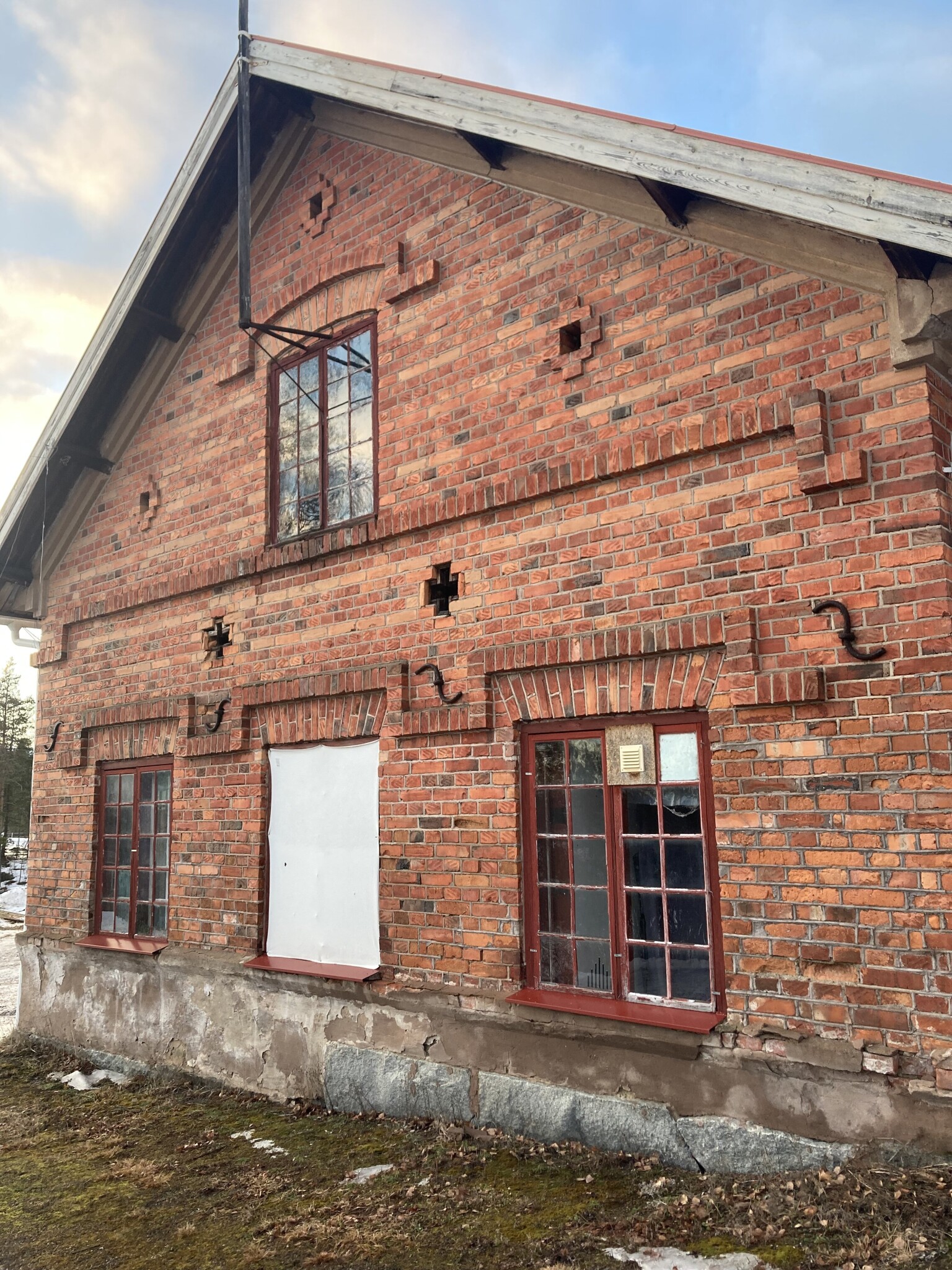 Bygga om stall från 1800-talet till bostad? | Byggahus.se