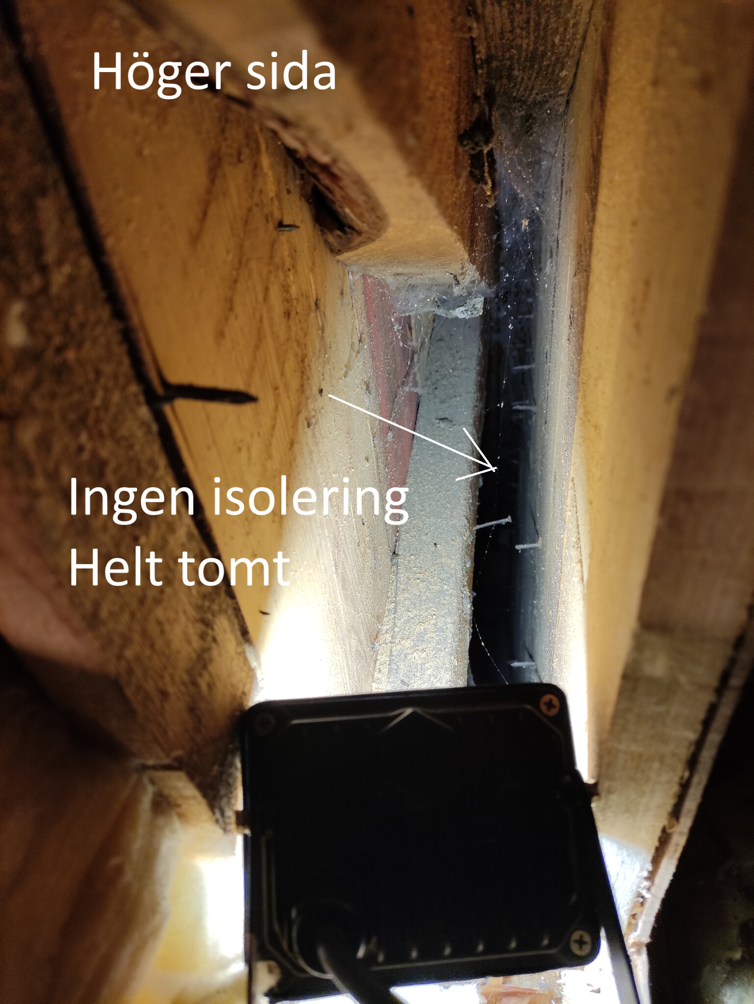 Mellanvägg saknar isolering | Byggahus.se