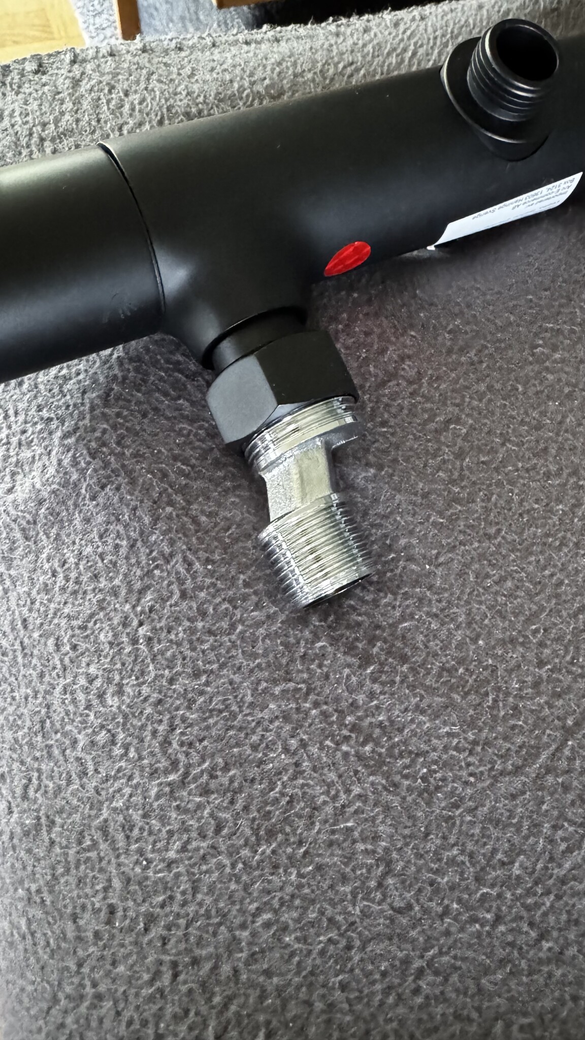 Hur får jag loss. det gamla Mora blandarfästet? | Sida 2 | Byggahus.se