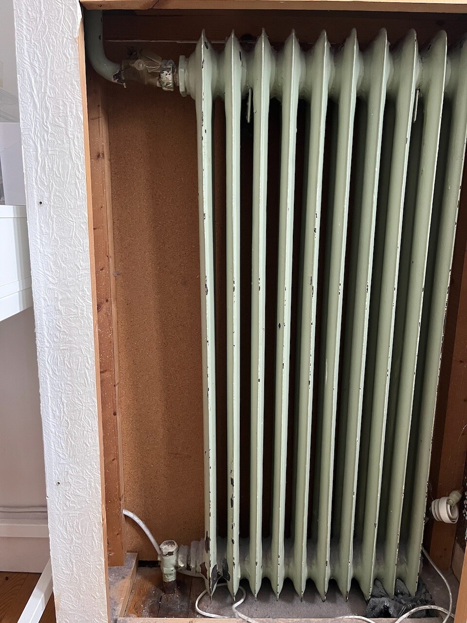Gammalt element utan fungerande termostat – vågar man stänga av ...