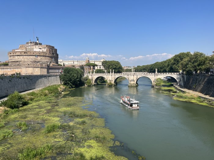 Bara bilder, inga ord. Använd PM om ni har frågor till den som lade upp ...