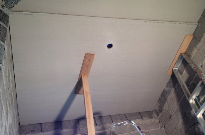 Miksi yhdessä seinässäni on kaksinkertainen kipsilevy? | Byggahus.se