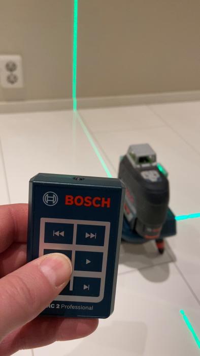 Video: Test av nivelleringslaser med app | Byggahus.se