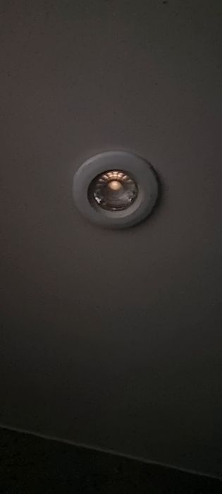 Varför blinkar mina spotligh lampor? | Byggahus.se